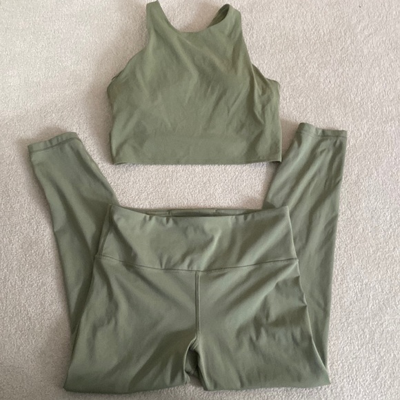 Athleta | Other | Sage Green Athleta Set | Poshmark